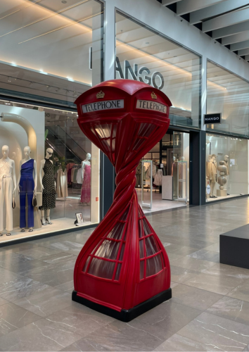 Wring ring by Alex Chinneck | Gelderlandplein